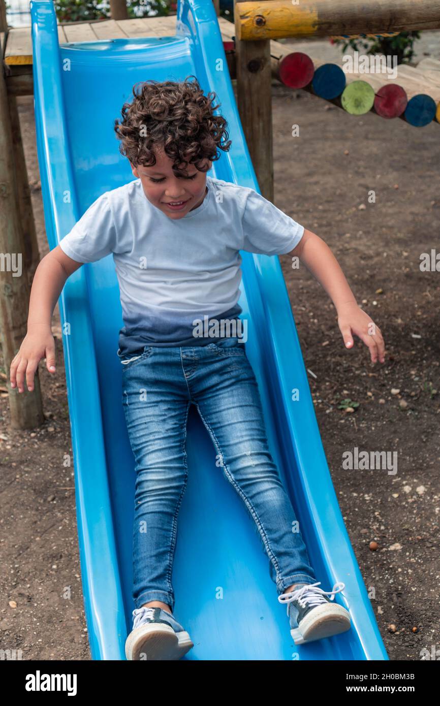 Hispanic child hi-res stock photography and images - Alamy