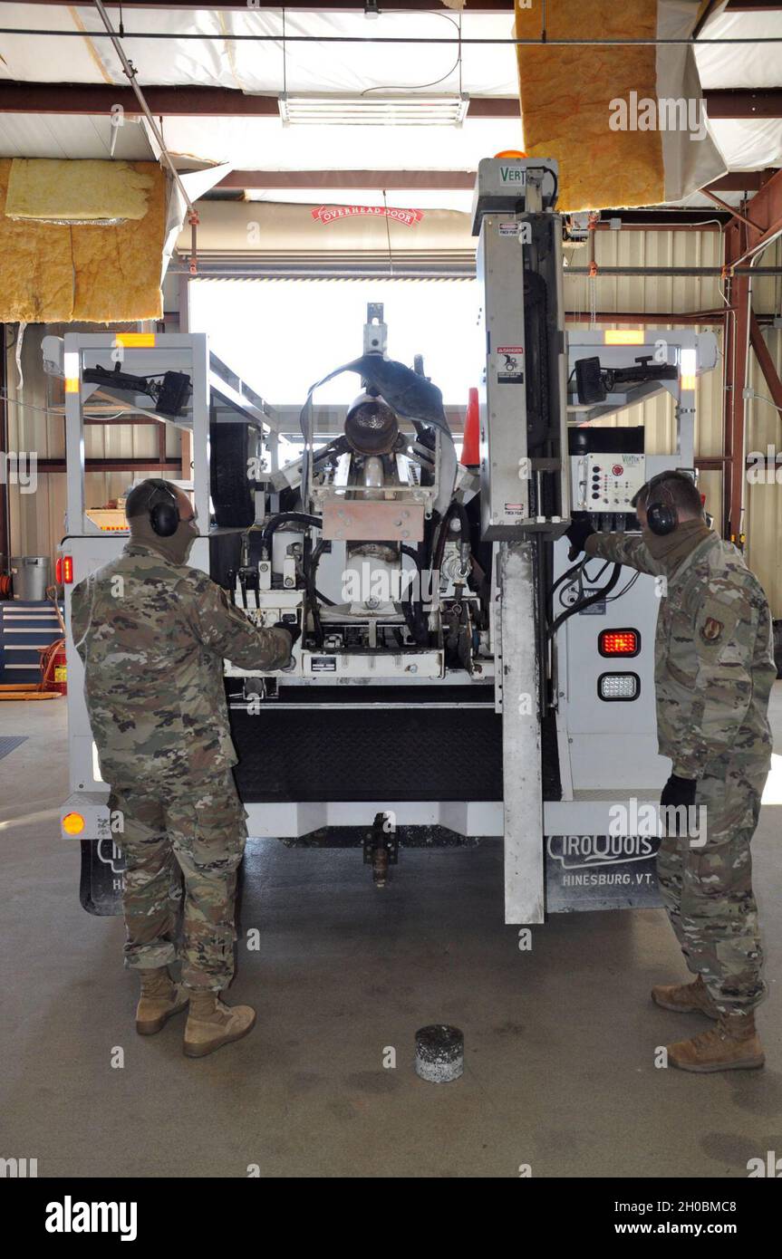 From left, Tech. Sgts. Shayne Brooks and Nikita Kraev, members of the ...