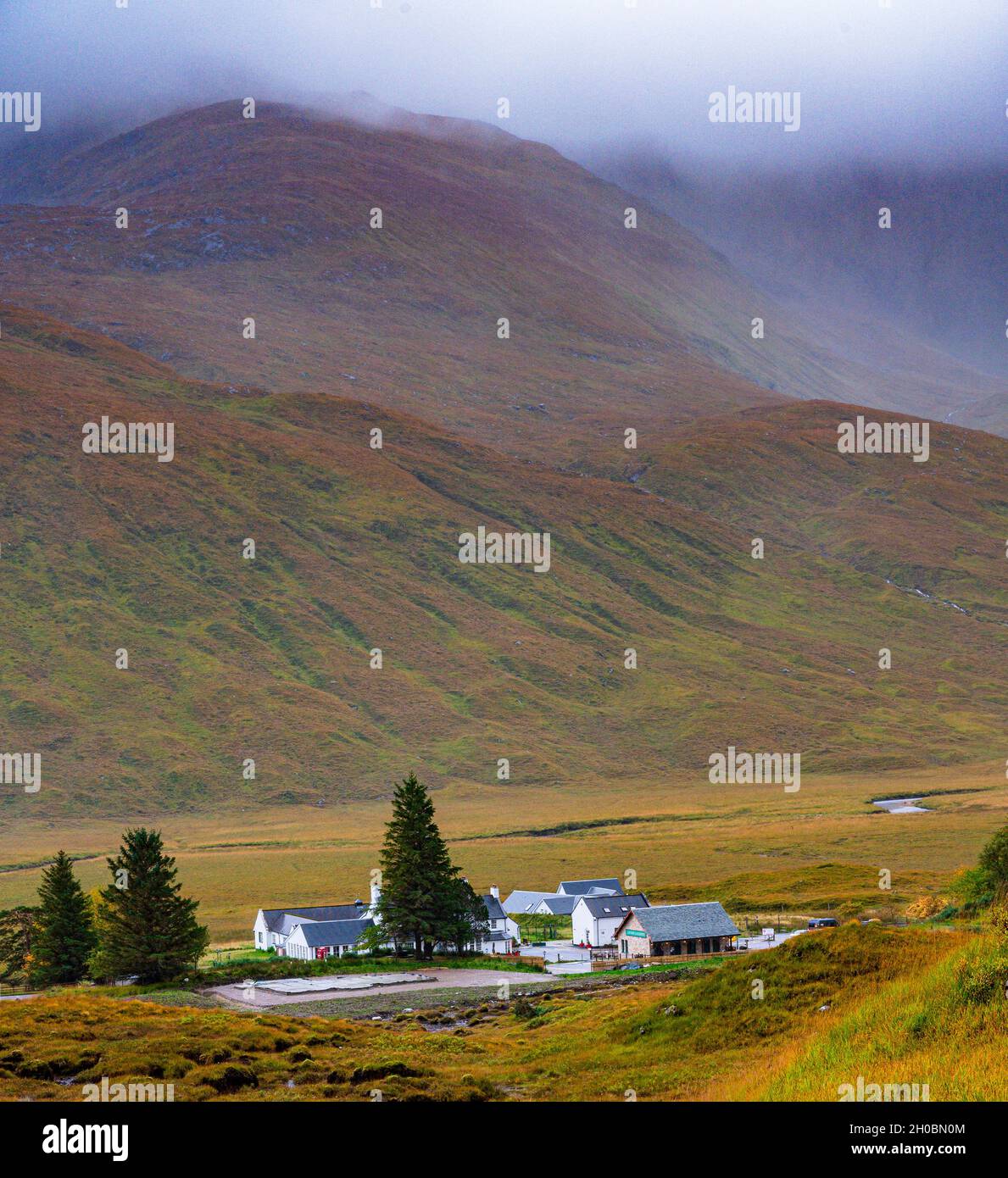 The Cluanie Inn, Loch Cluanie, Glen Shiel, Scottish Highlands - Road to ...
