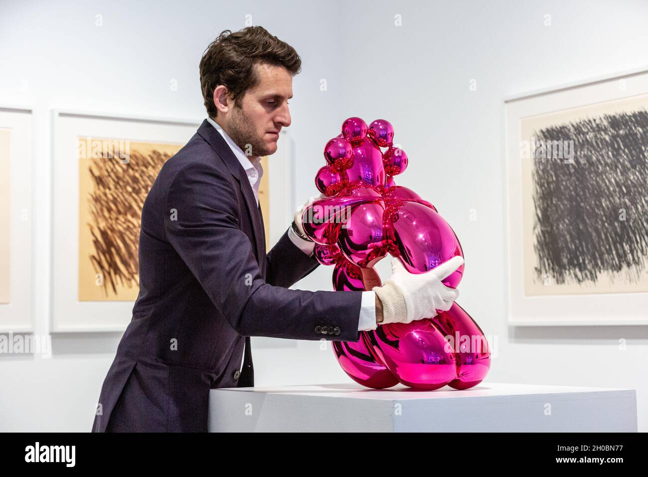 Dom perignon balloon venus hi-res stock photography and images - Alamy