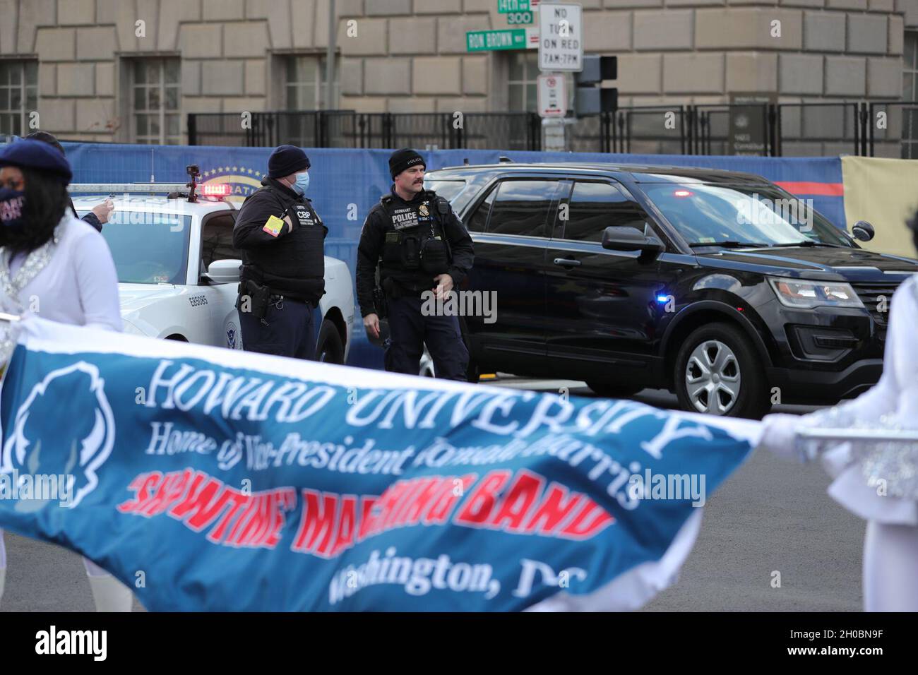 Office of field operations hi-res stock photography and images - Alamy
