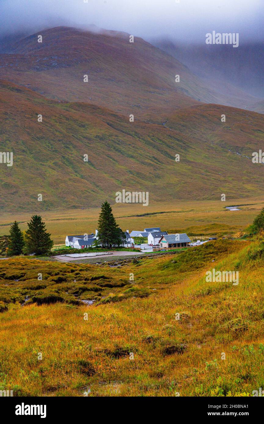 The Cluanie Inn, Loch Cluanie, Glen Shiel, Scottish Highlands - Road to ...