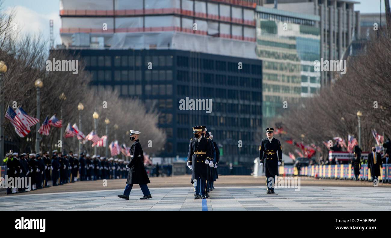 Members of the U.S. military cordon march to position during the 59th ...
