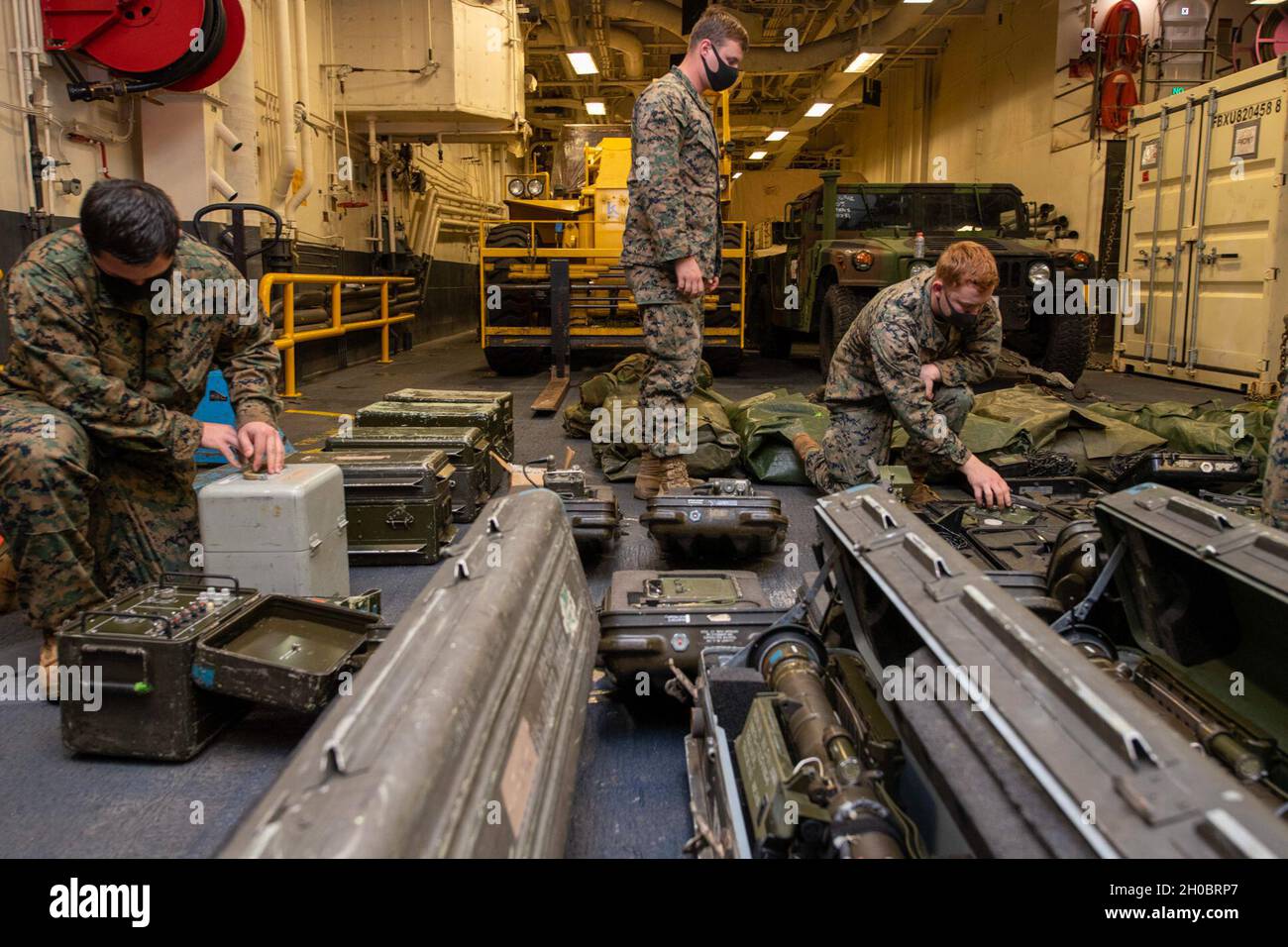 PHILIPPINE SEA (Jan. 20, 2020) Marines assigned to the 31st Marine ...
