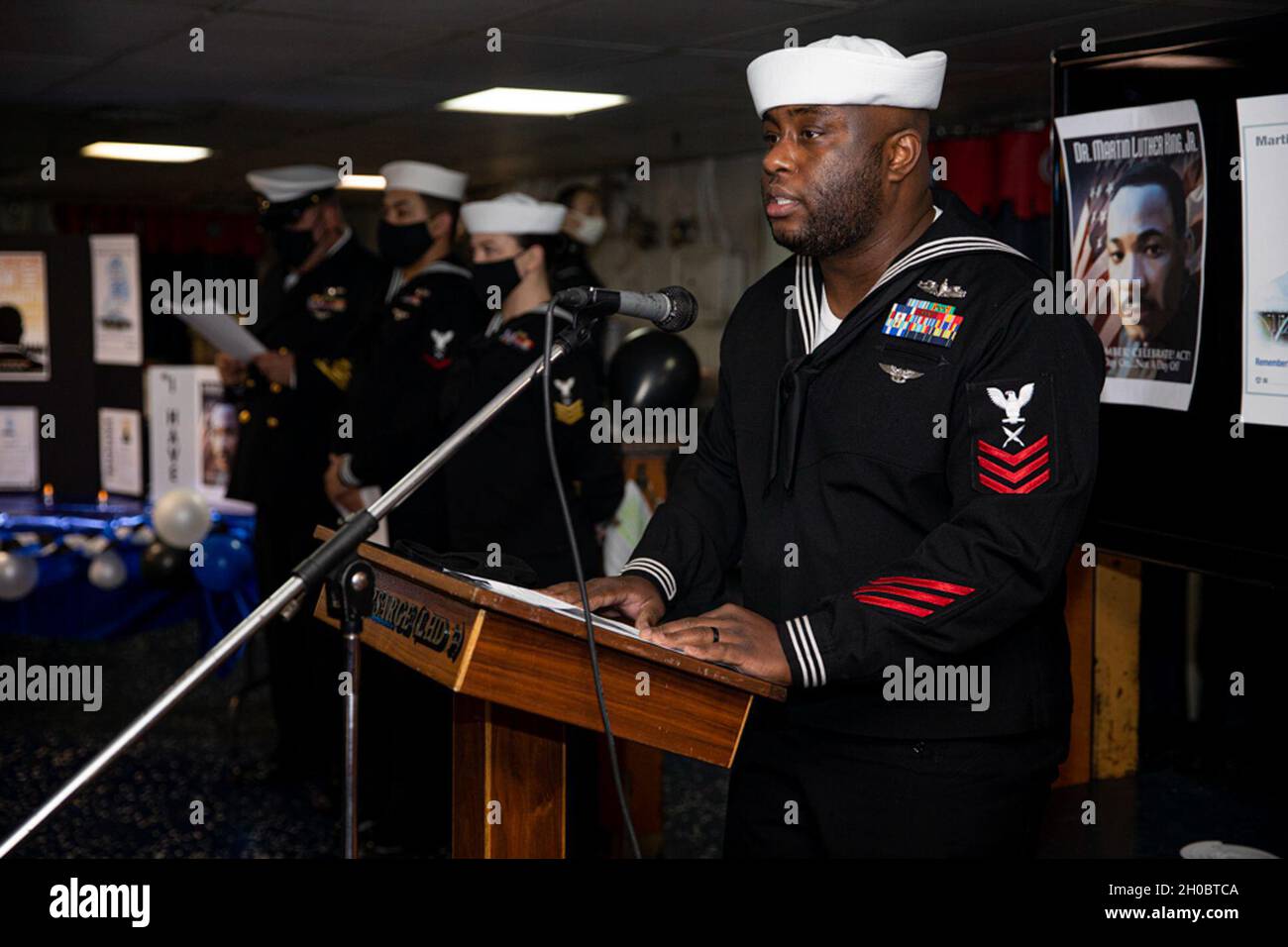 210120-N-NK123-1026 NORFOLK, Virginia (Jan. 20, 2021) Yeoman 1st Class ...