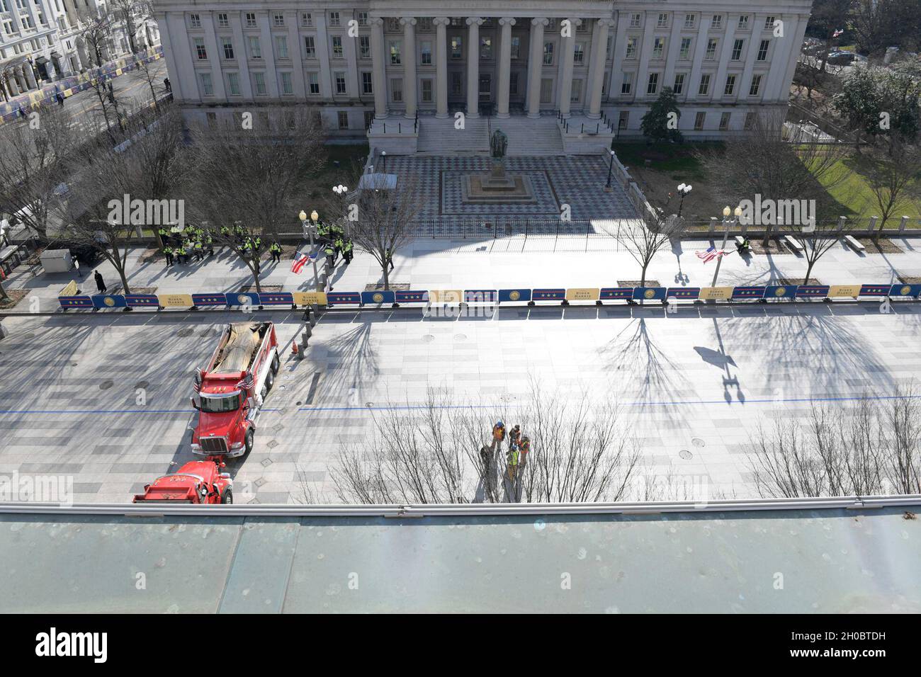 Washington D.C. security personnel place a security detail for the 59th ...