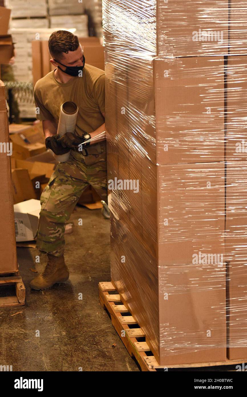 U.S. Army and Air Soldiers with the Michigan National Guard (MING). now ...