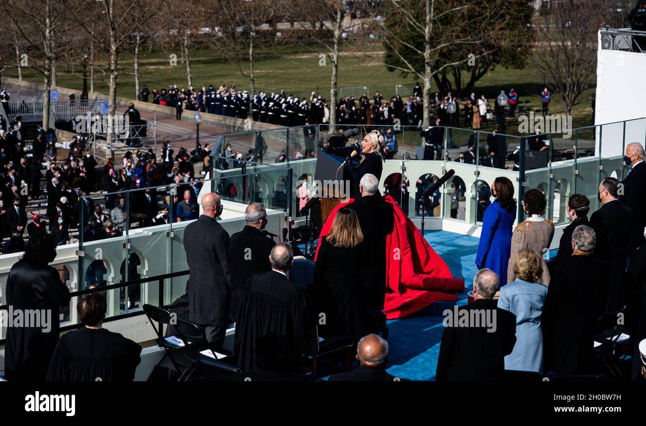 Lady Gaga sings the National Anthem during the 59th Presidential ...