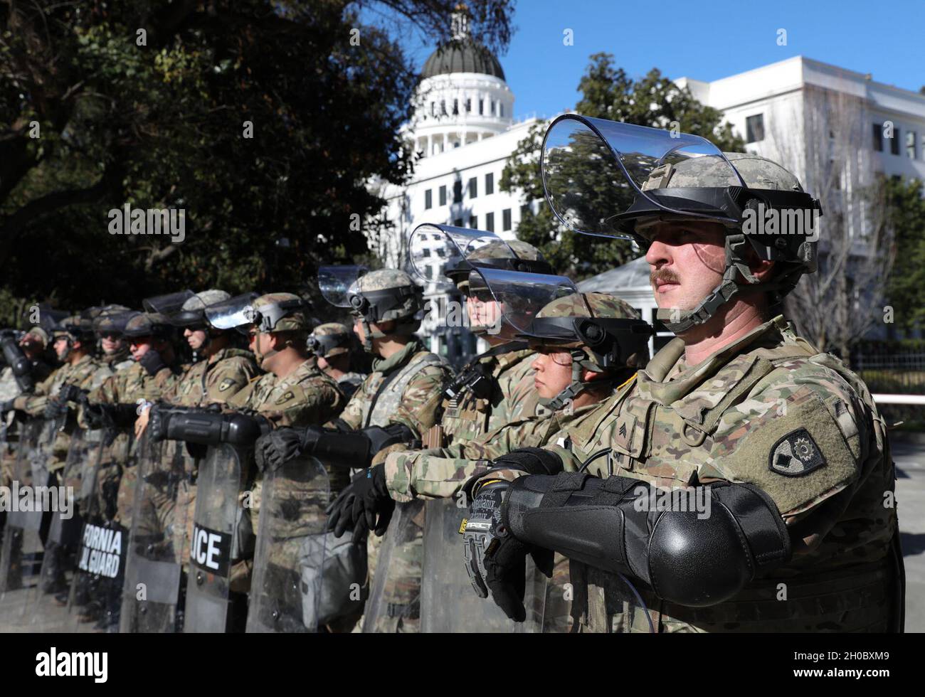 U.S. Army California National Guard Soldiers with the 270th Military ...