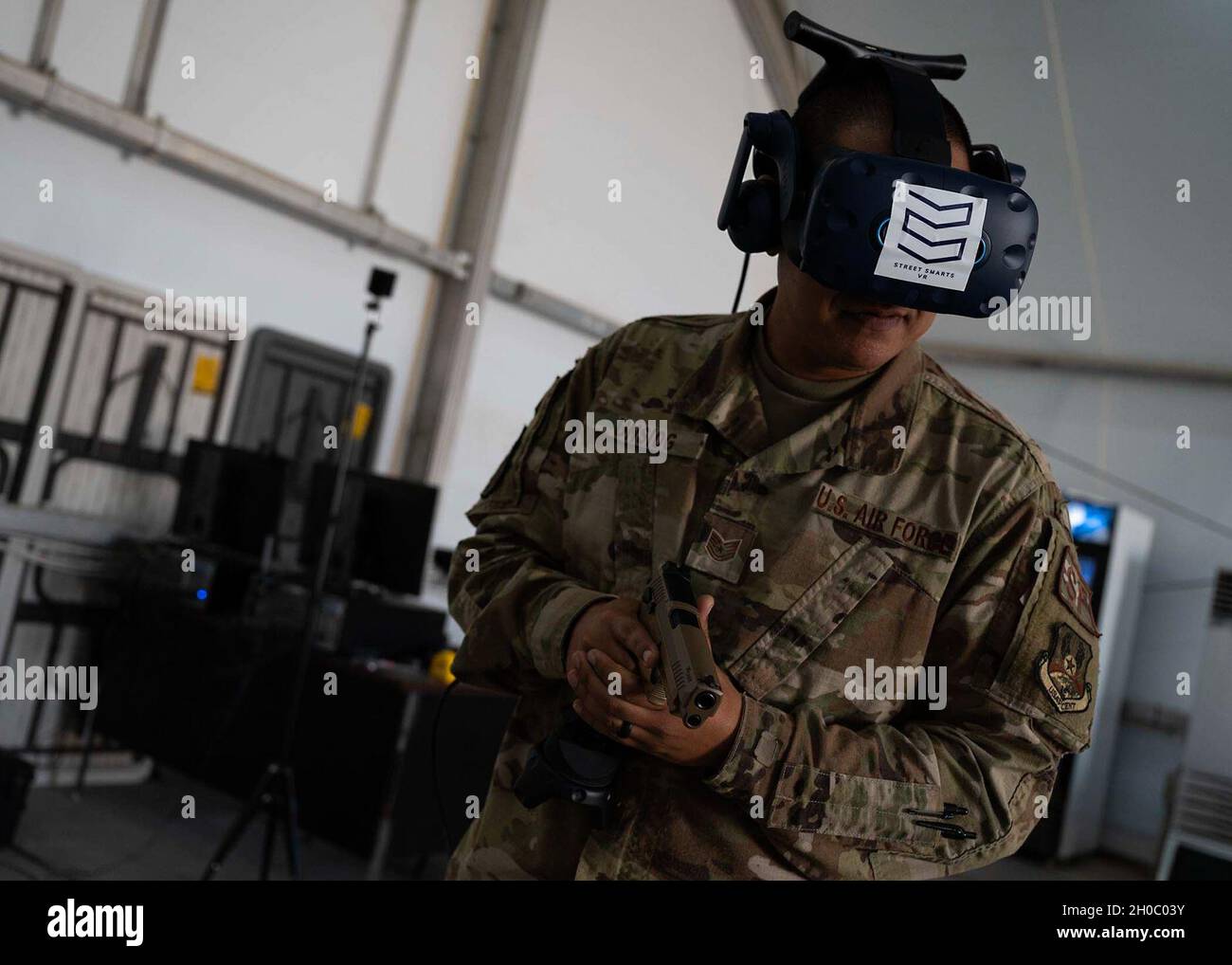 U.S. Air Force Tech. Sgt. Frank Unsioug, 380th Expeditionary Security ...