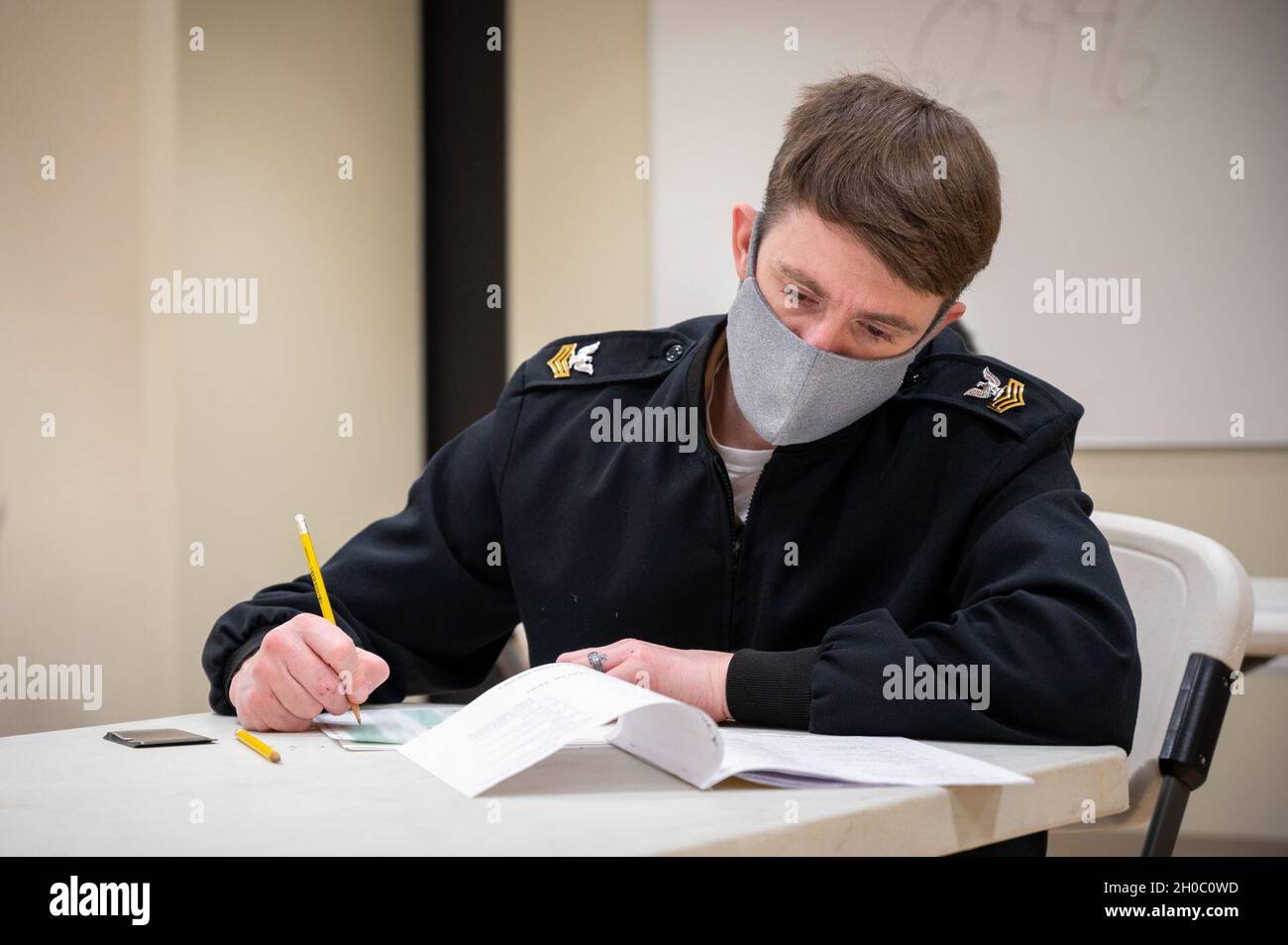 210121-N-WF272-1026 NEW CASTLE, Del. (Jan. 21, 2021) Navy Counselor 1st ...