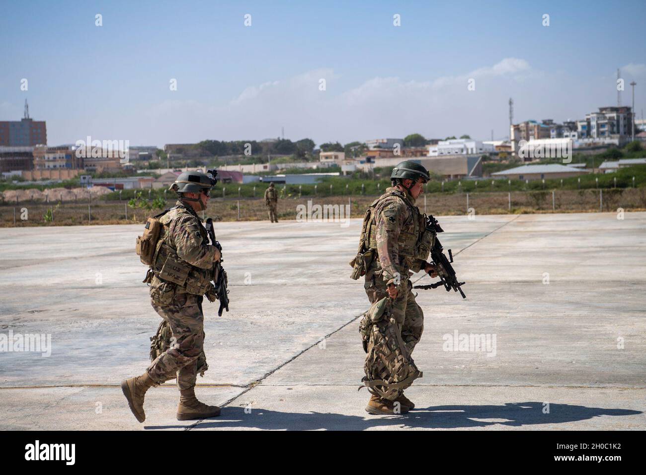 U.S. Army soldiers from the East African Response Force (EARF) assigned ...