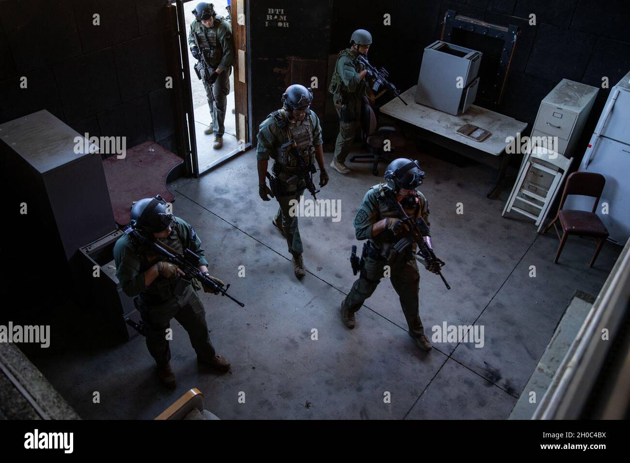 U.S. Marines with Special Reaction Team, Provost Marshall’s Office ...