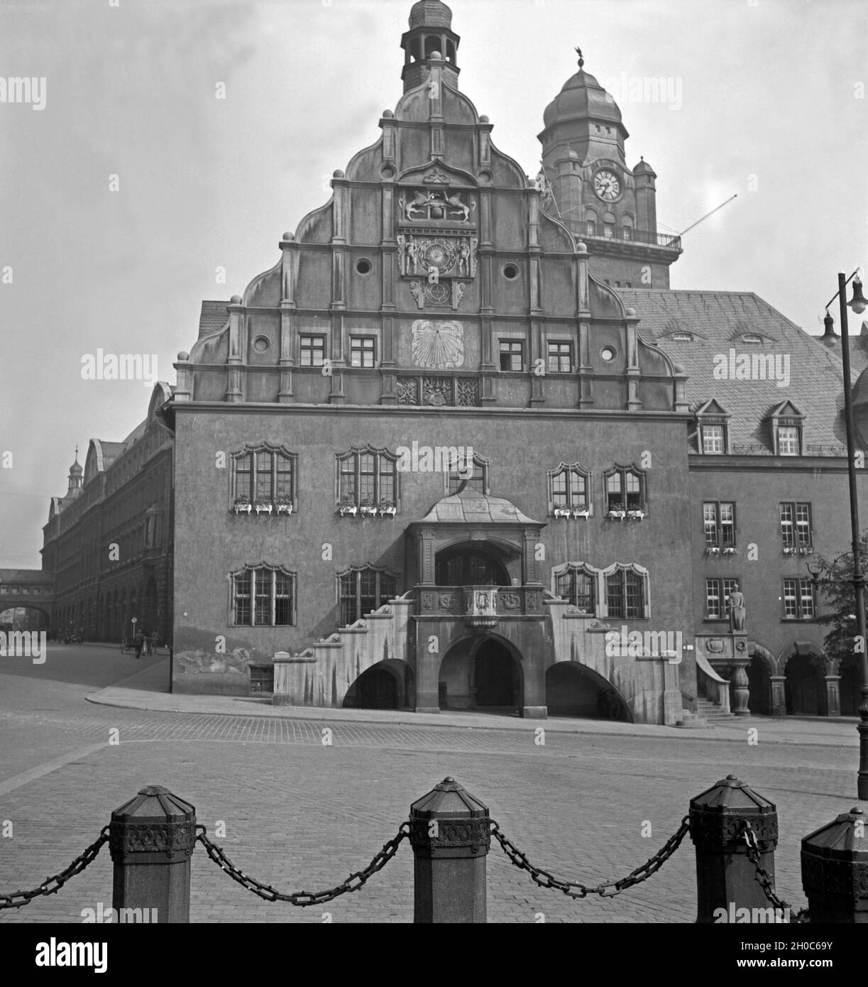Das Rathaus in Plauen, Deutschland 1930er Jahre. The Plauen city hall ...