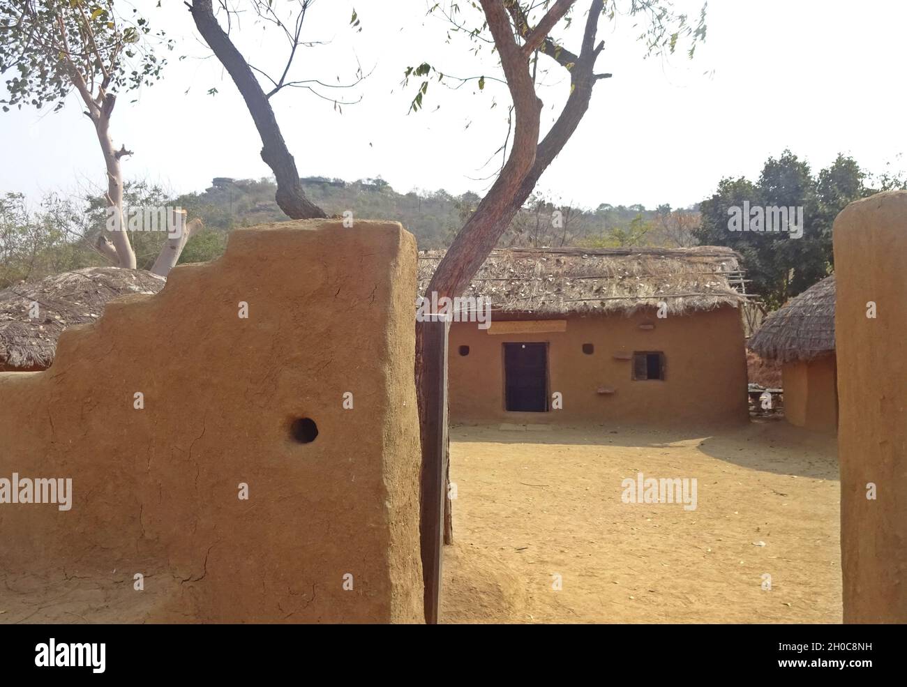 huts from rural india Stock Photo - Alamy