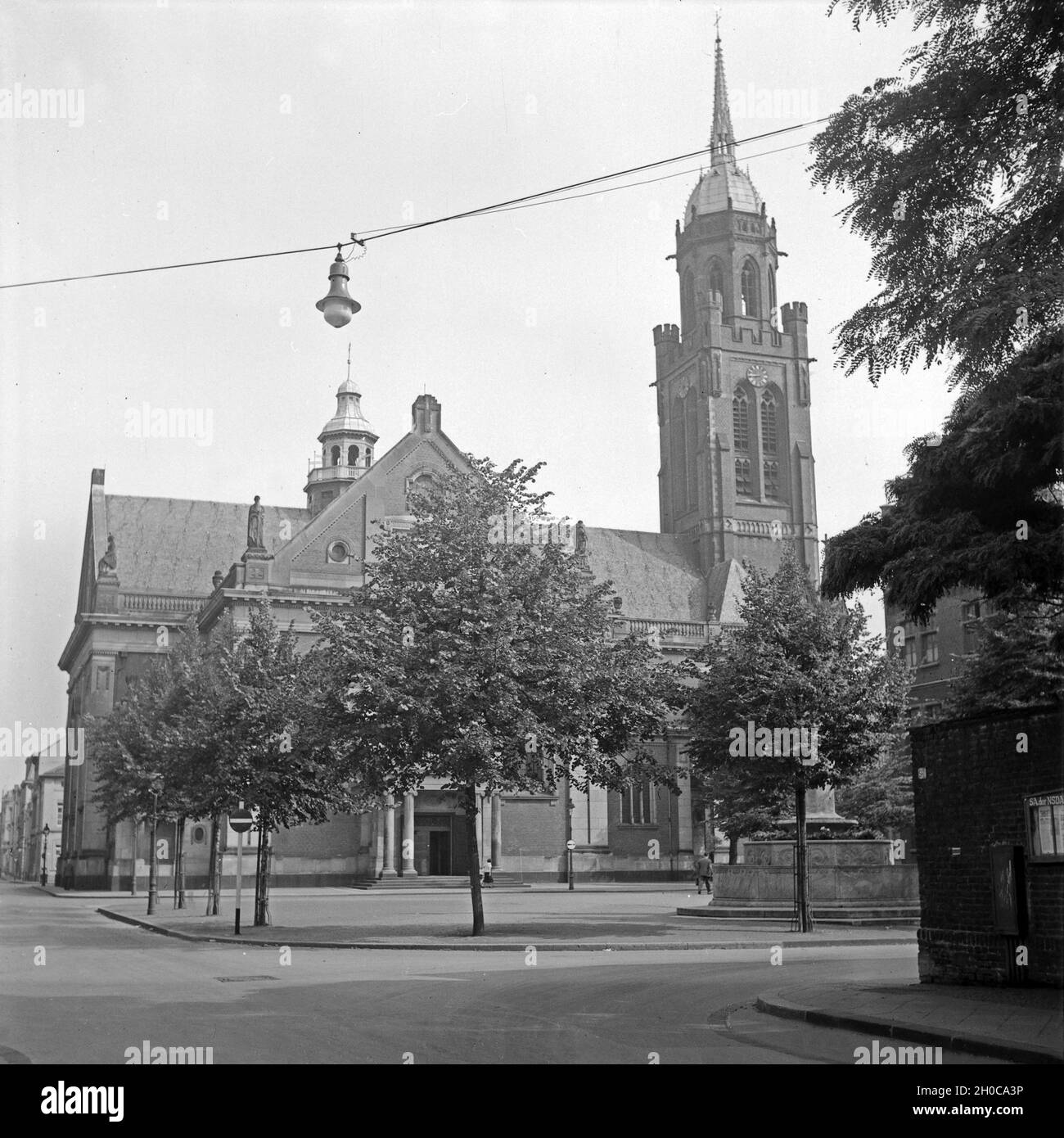 Deutschland 1930er jahre gladbach rheydt city hall hi-res stock ...