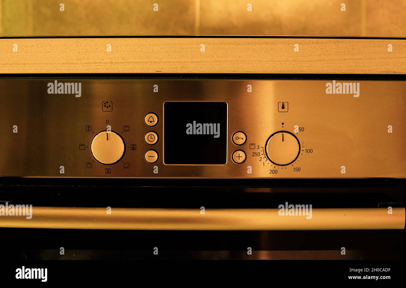 Time and temperature display hi-res stock photography and images - Alamy