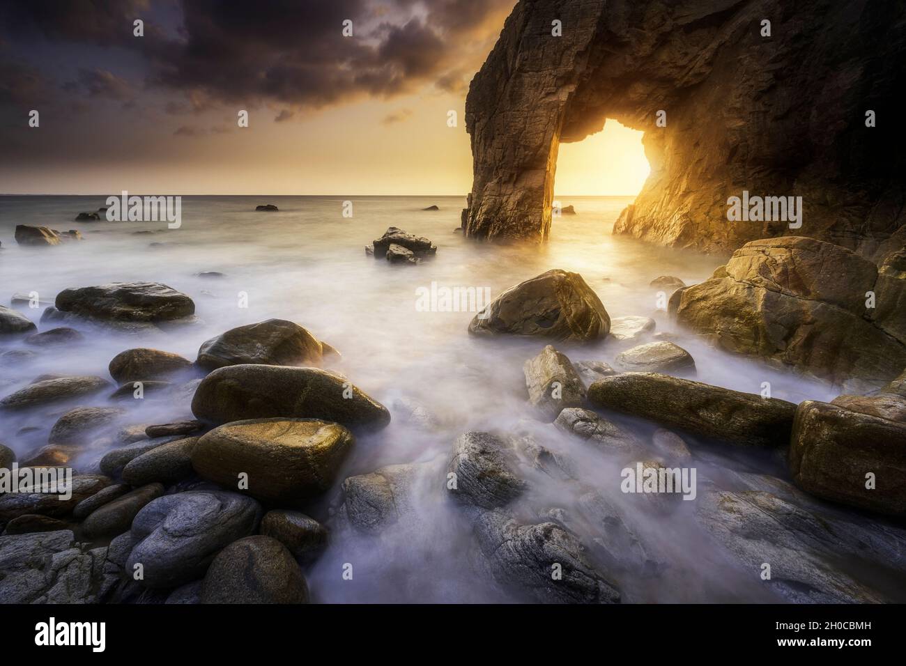 Port Blanc Arch, Saint-Pierre-Quiberon, Morbihan, France Stock Photo ...
