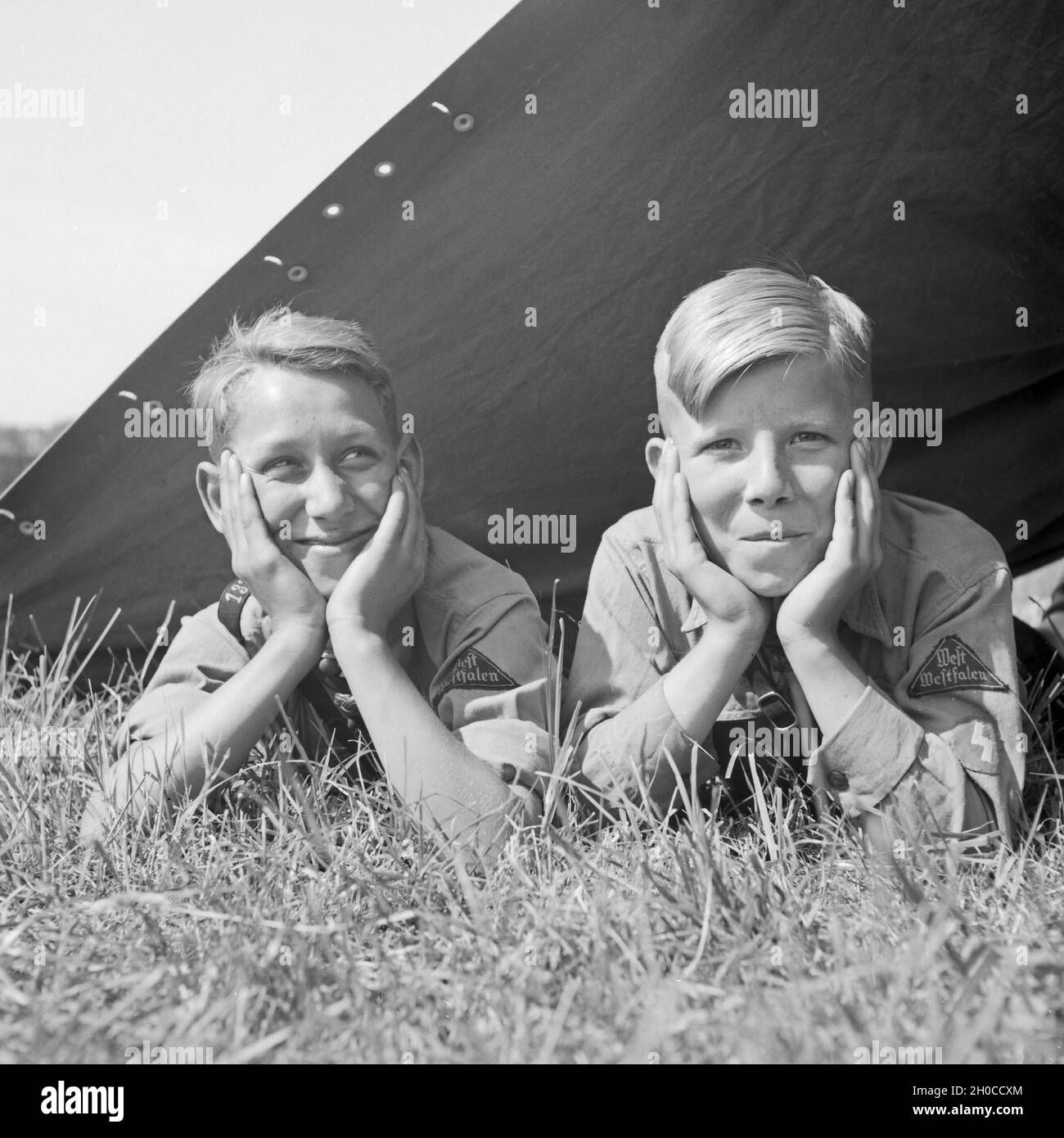 Vom hitlerjugend hi-res stock photography and images - Alamy