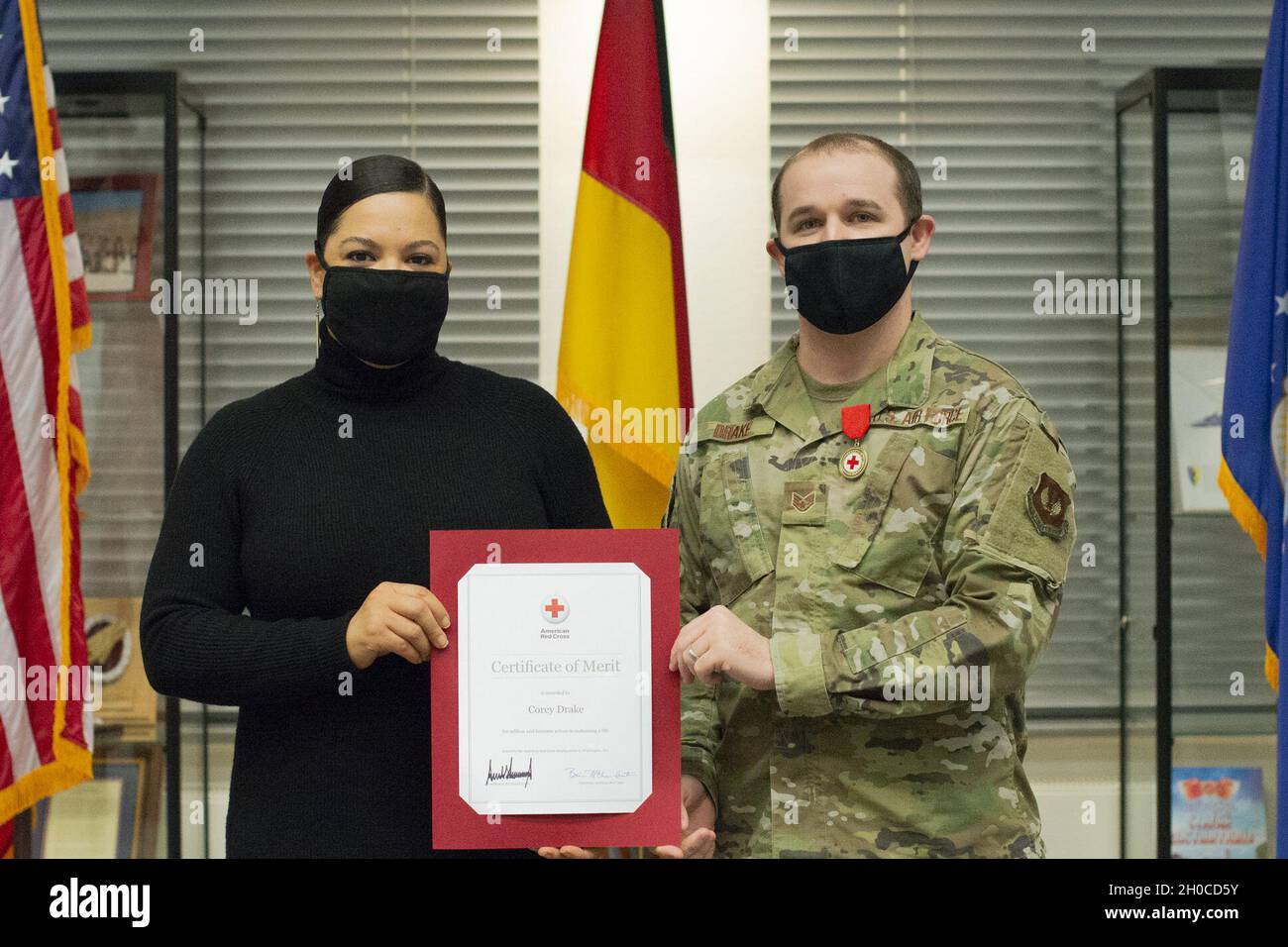 U.S. Air Force Staff Sgt. Corey Drake, 1st Combat Communications ...