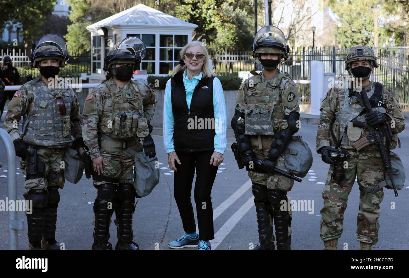 270th military police company hi-res stock photography and images - Alamy