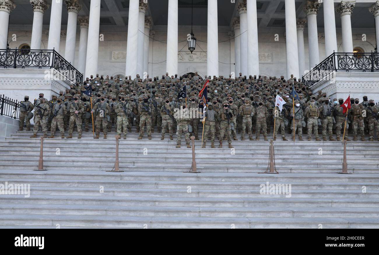 Maryland Army National Guard Soldiers from a variety of units pose for ...