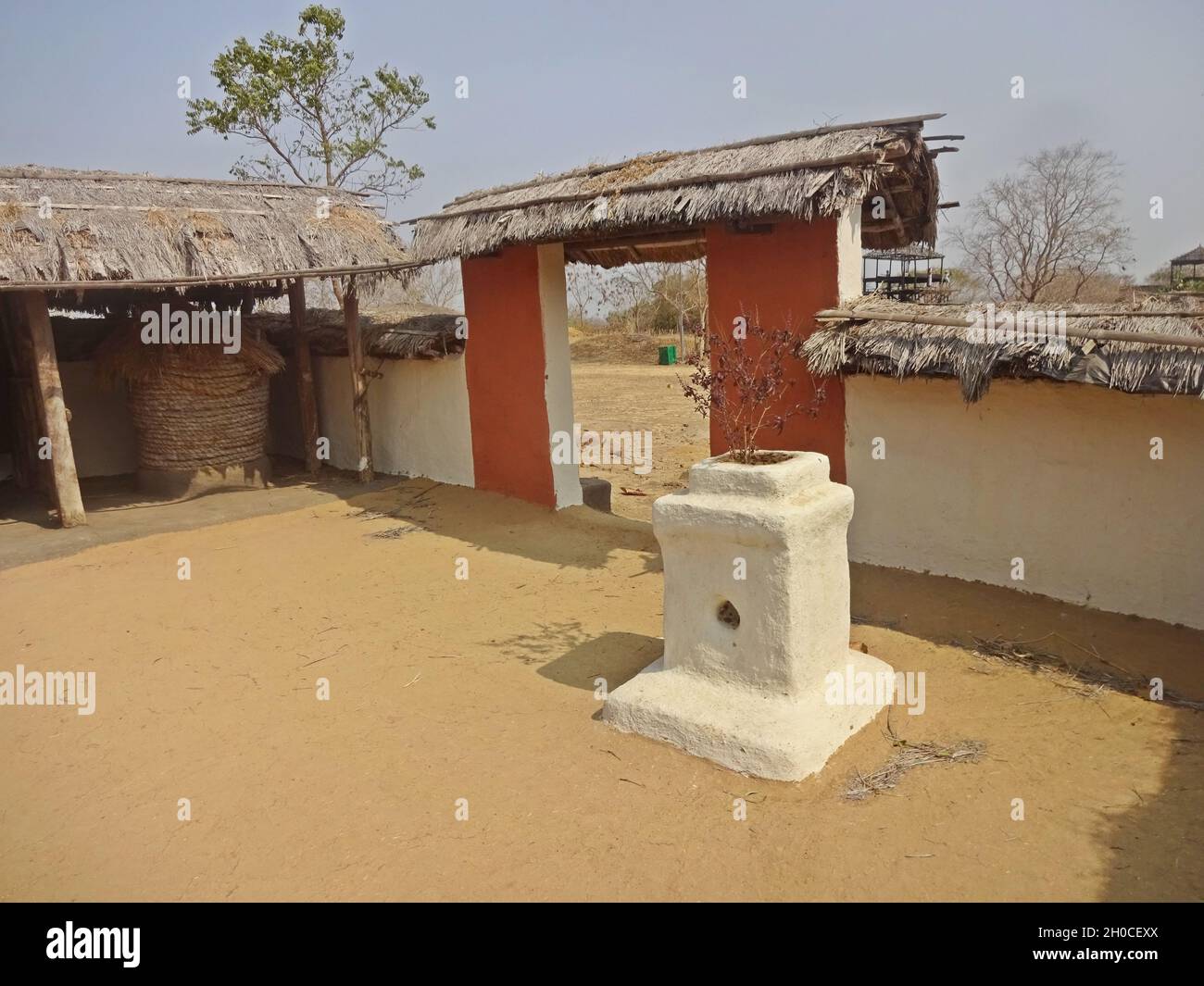 huts from rural india Stock Photo - Alamy