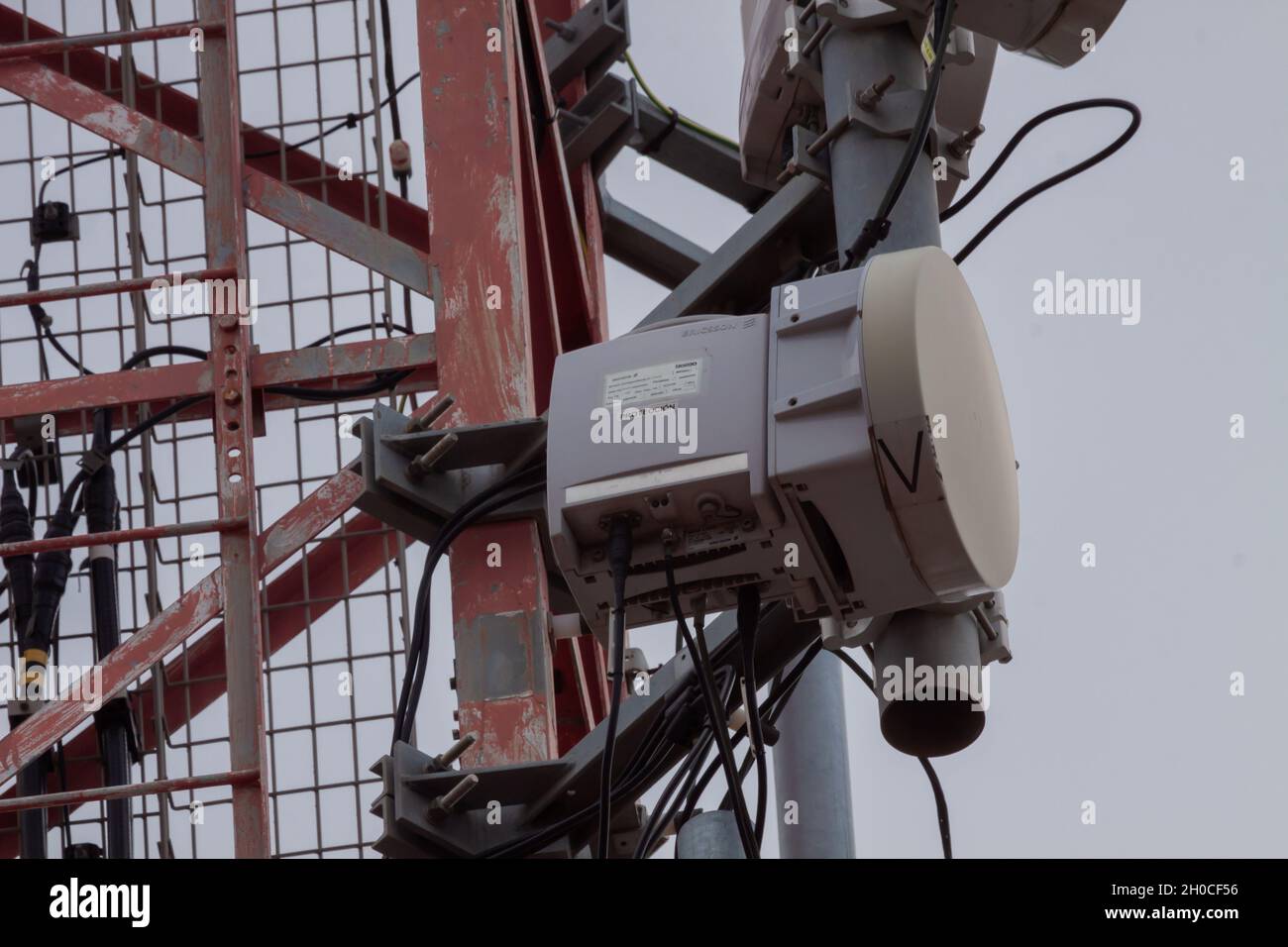 BARCELONA, SPAIN - Jan 04, 2021: antenna with different mobile phone ...