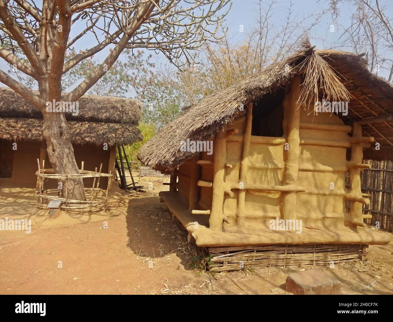 huts from rural india Stock Photo - Alamy
