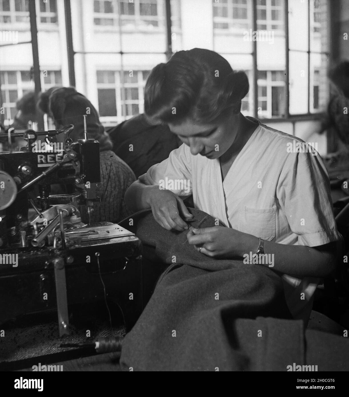 Machine 1930's germany woman Black and White Stock Photos & Images - Alamy