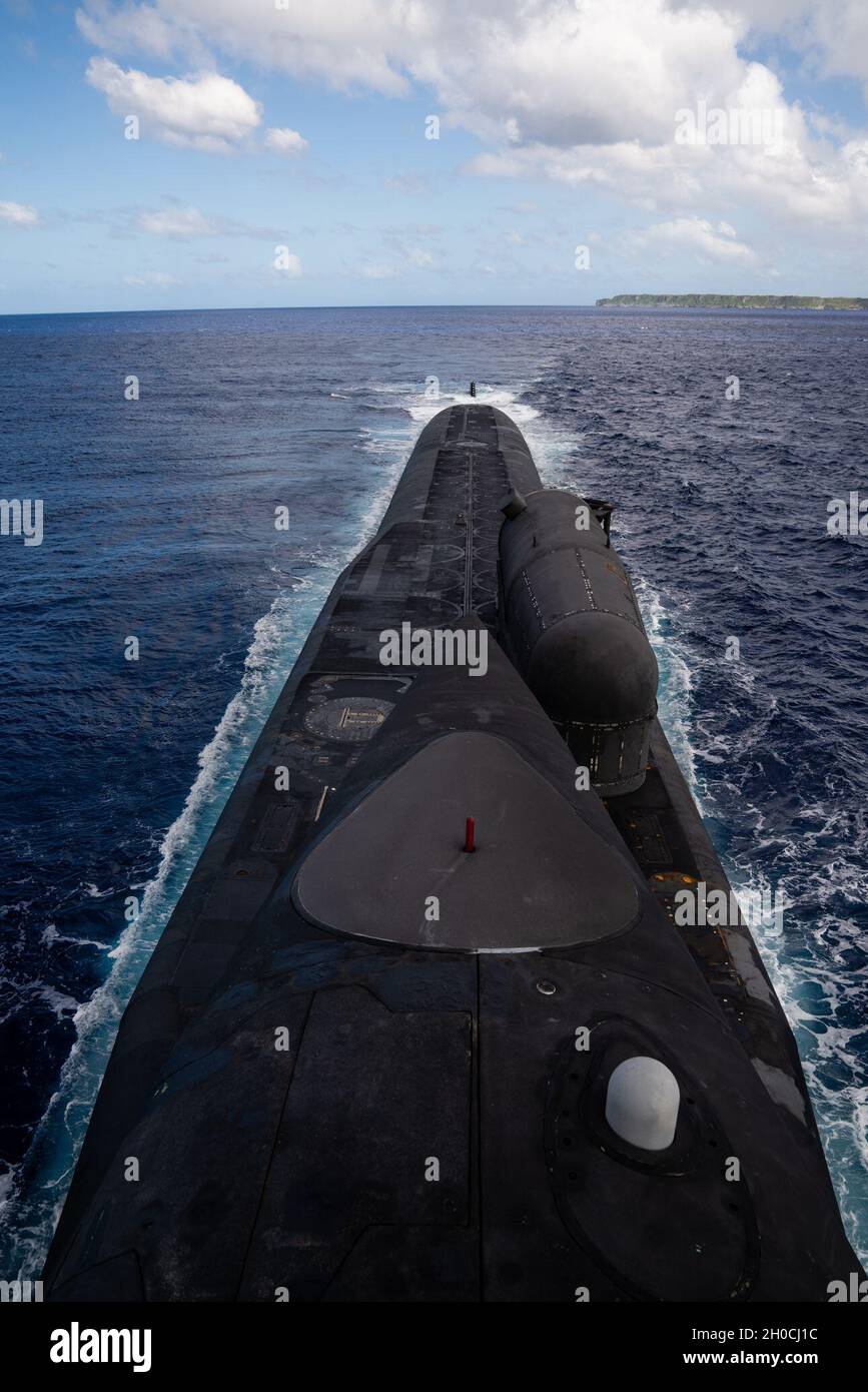 PACIFIC OCEAN (Jan. 22, 2021) The Ohio-class guided-missile submarine ...