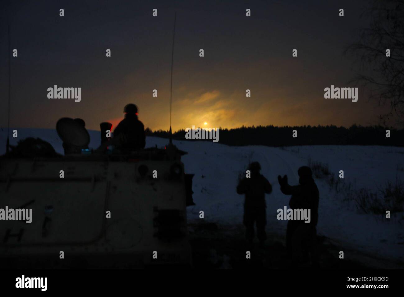 Mortarmen, assigned to Lithuanian Griffin Brigade’s 23rd Battalion ...