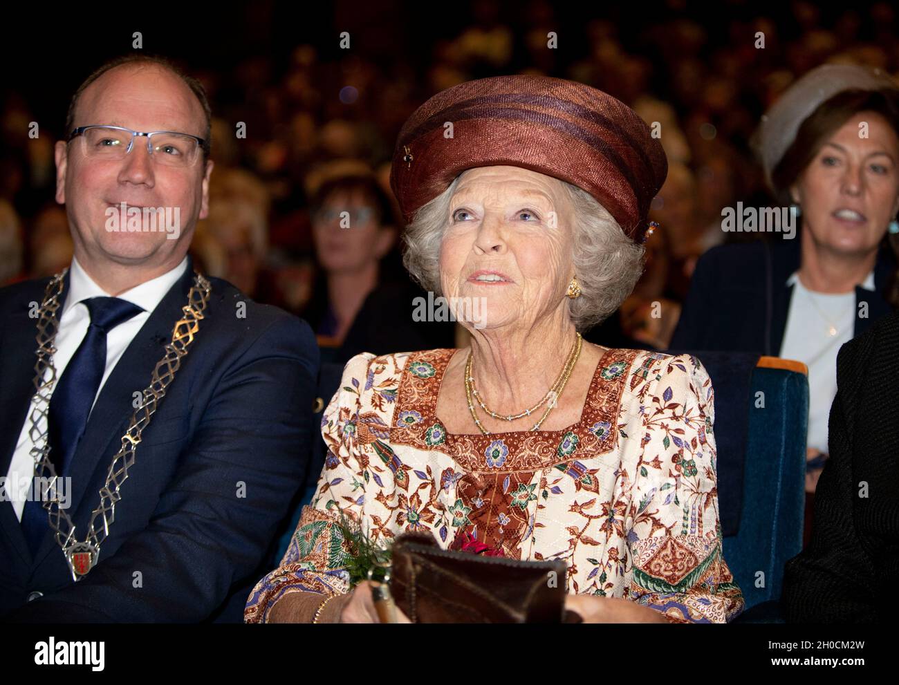 Princess beatrix attend the celebration of the 90th anniversary hi-res ...
