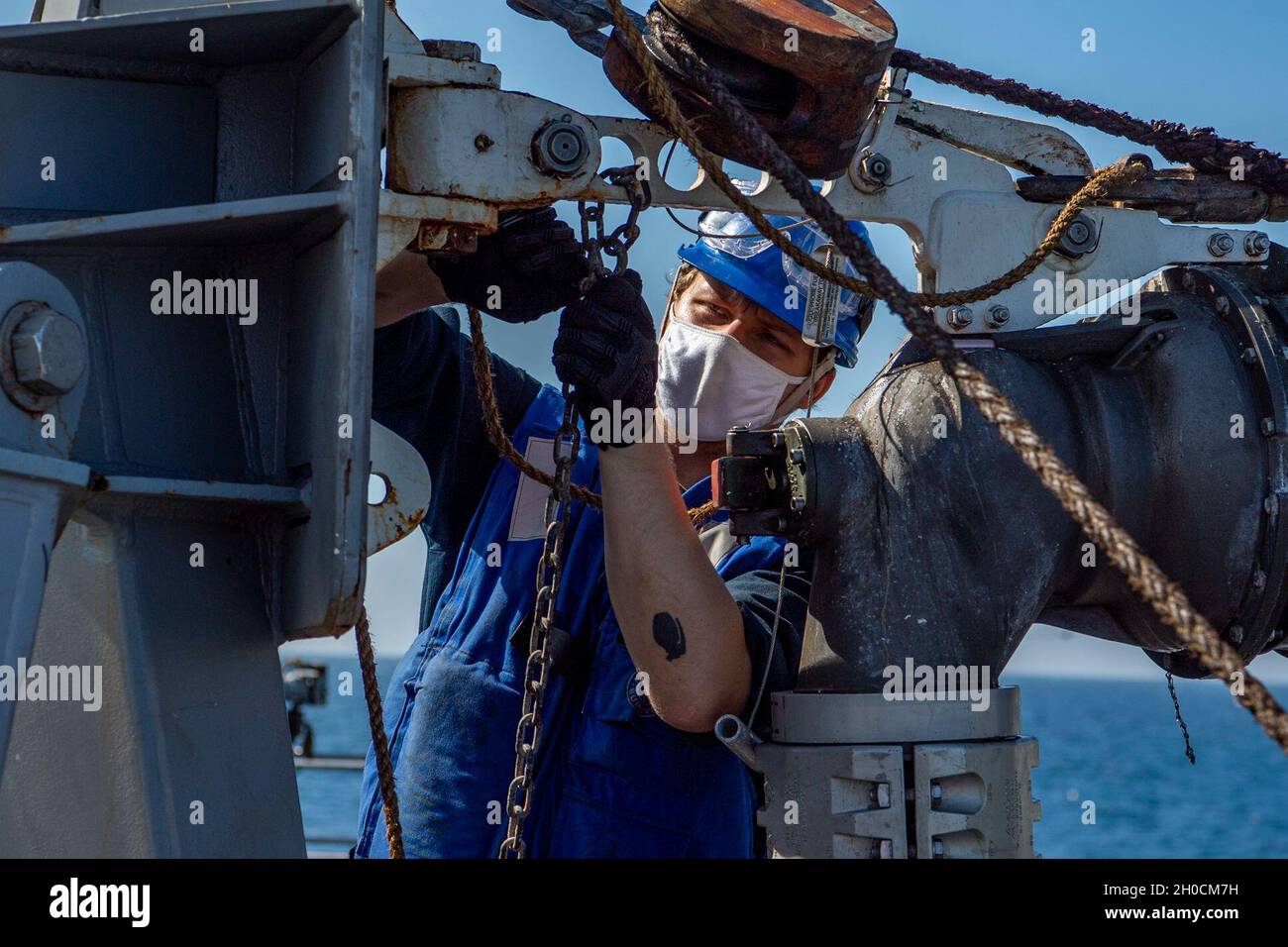 PACIFIC OCEAN (Jan. 23, 2021) U.S. Navy Boatswain’s Mate 2nd Class ...