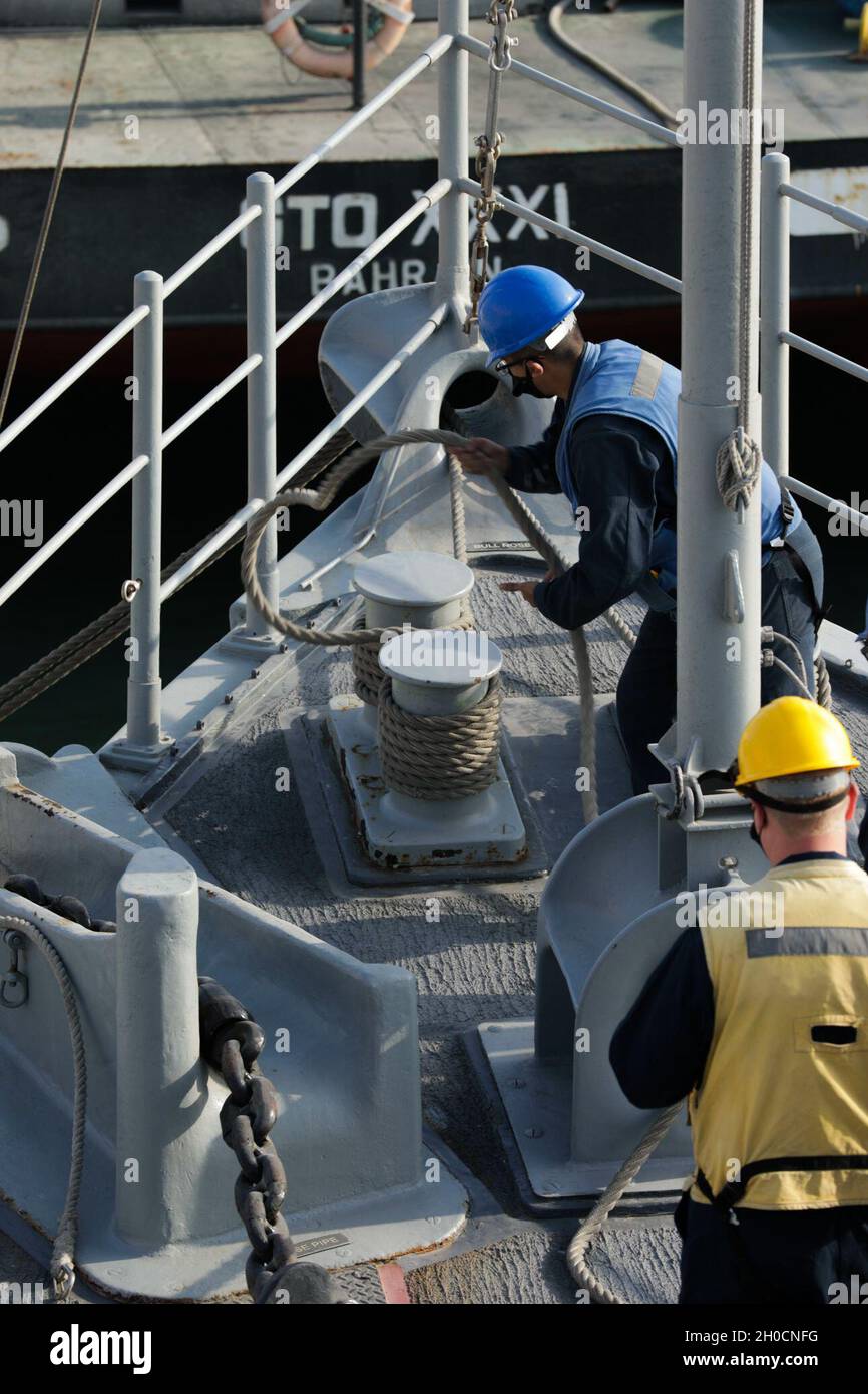 Uss dextrous hi-res stock photography and images - Alamy