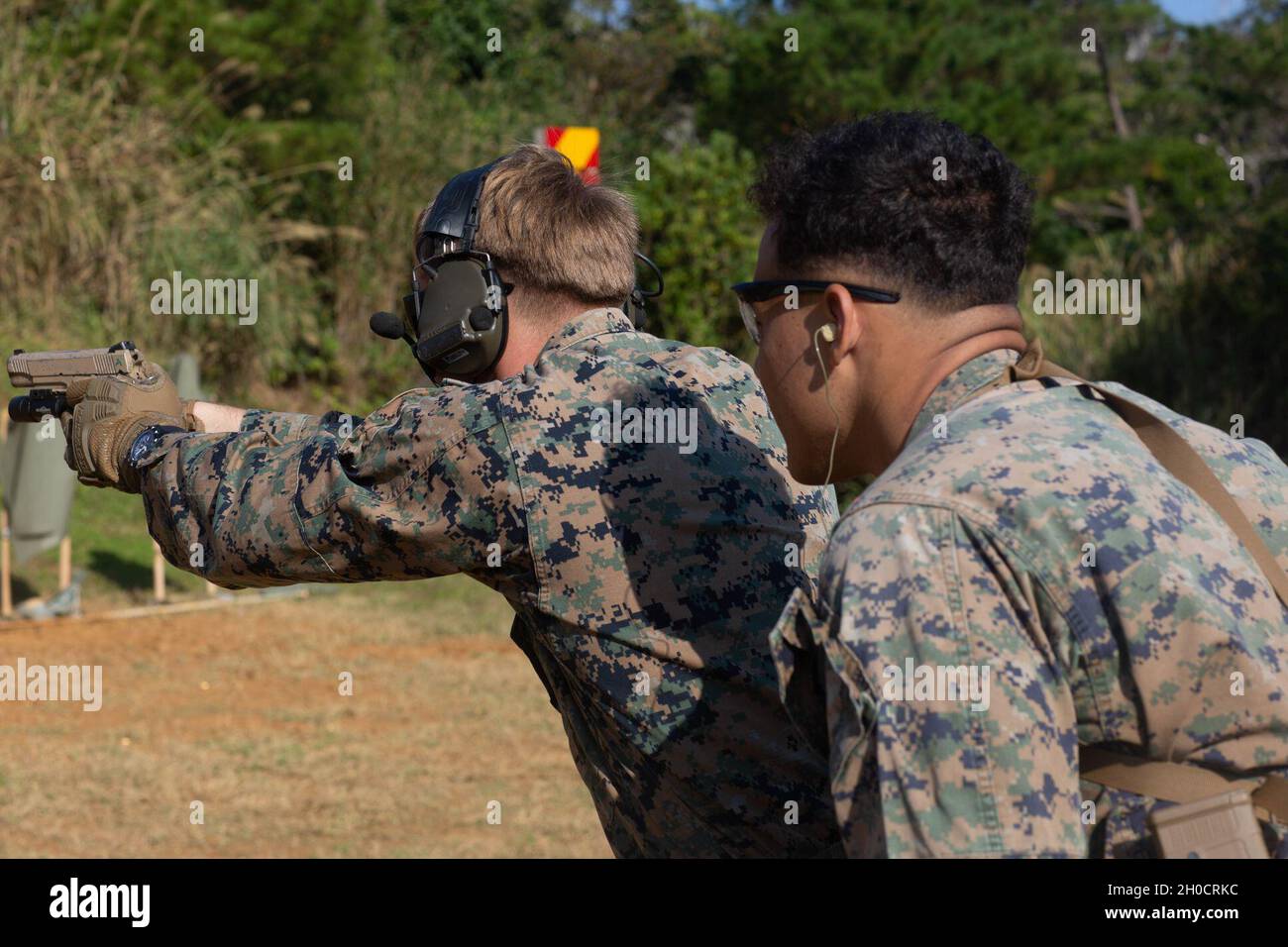 U.S. Marines with 3d Reconnaissance Battalion, 3d Marine Division ...