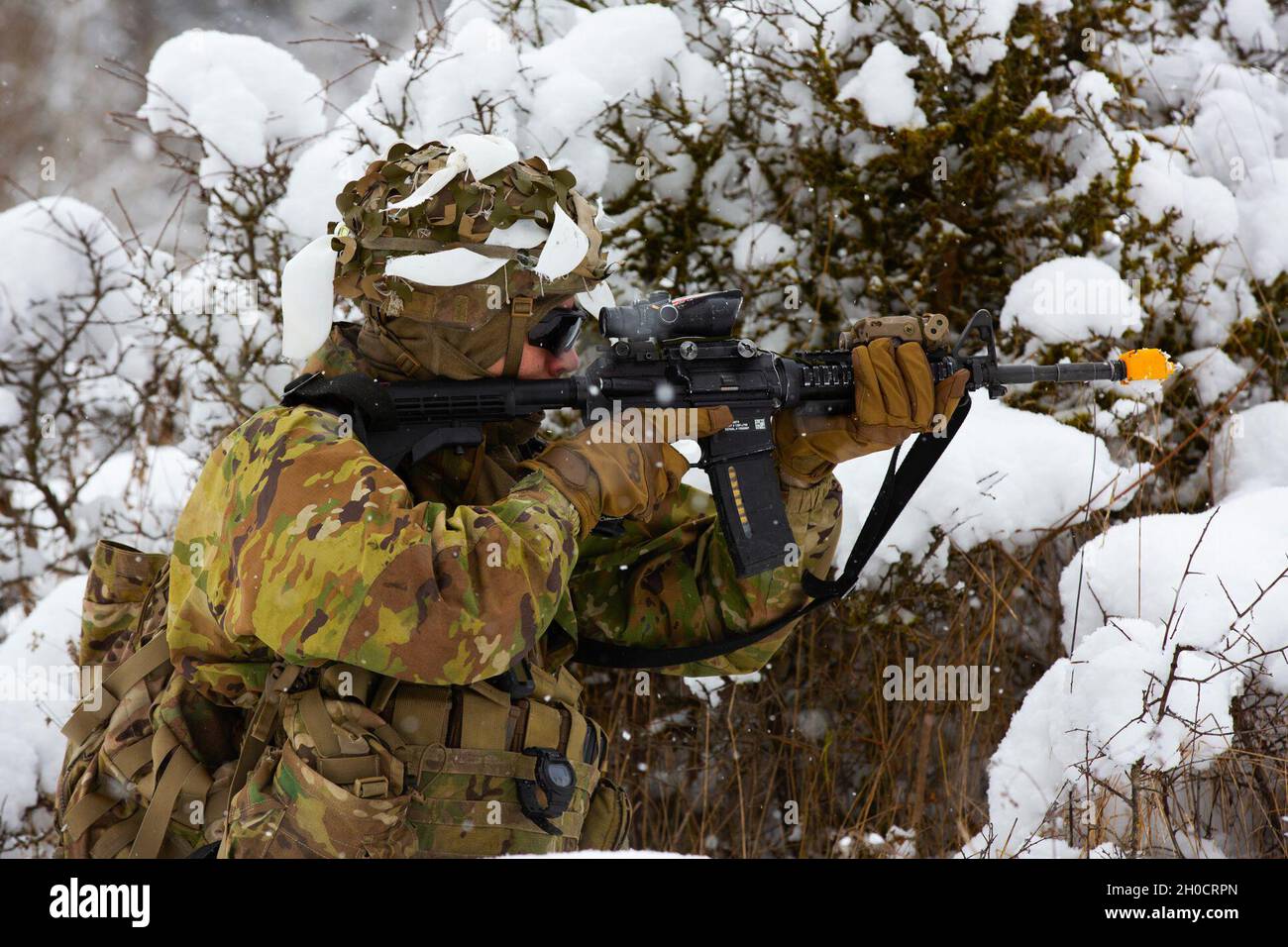 U.S. Army Soldiers assigned to 1st Squadron, 91st Cavalry Regiment ...