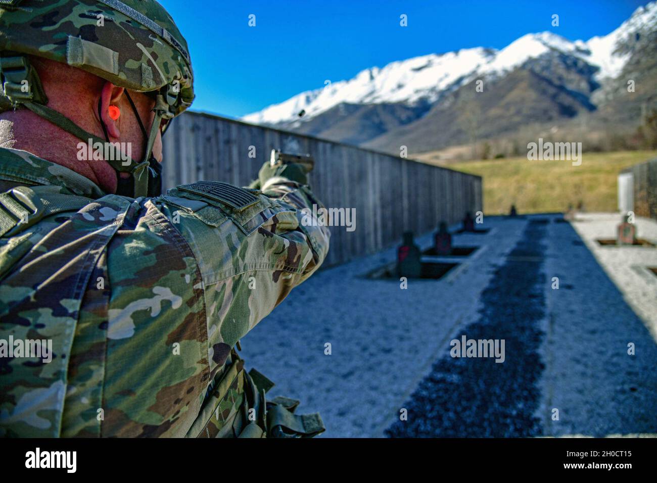 A Soldier assigned to U.S. Army Southern European Task Force, Africa ...