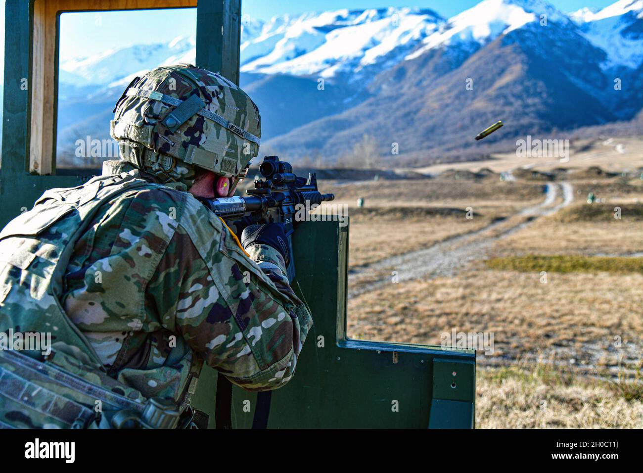 A Soldier assigned to U.S. Army Southern European Task Force, Africa ...