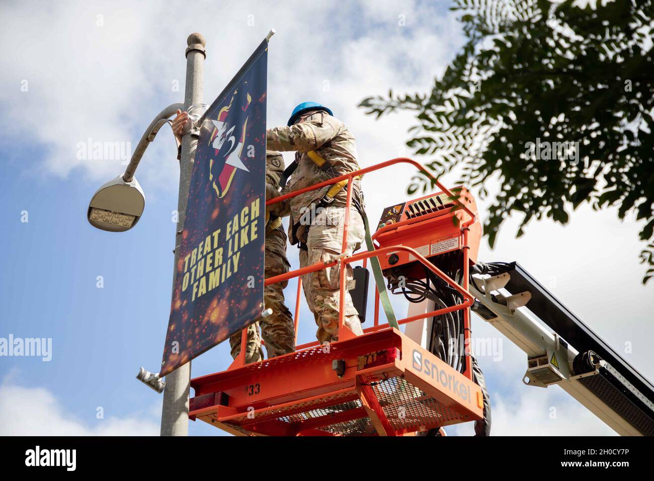 Soldiers assigned to 29th Brigade Engineer Battalion, 3rd Infantry ...