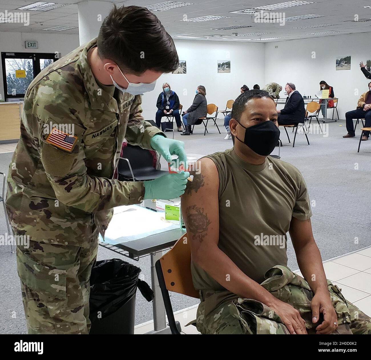 Receives chain hi-res stock photography and images - Alamy