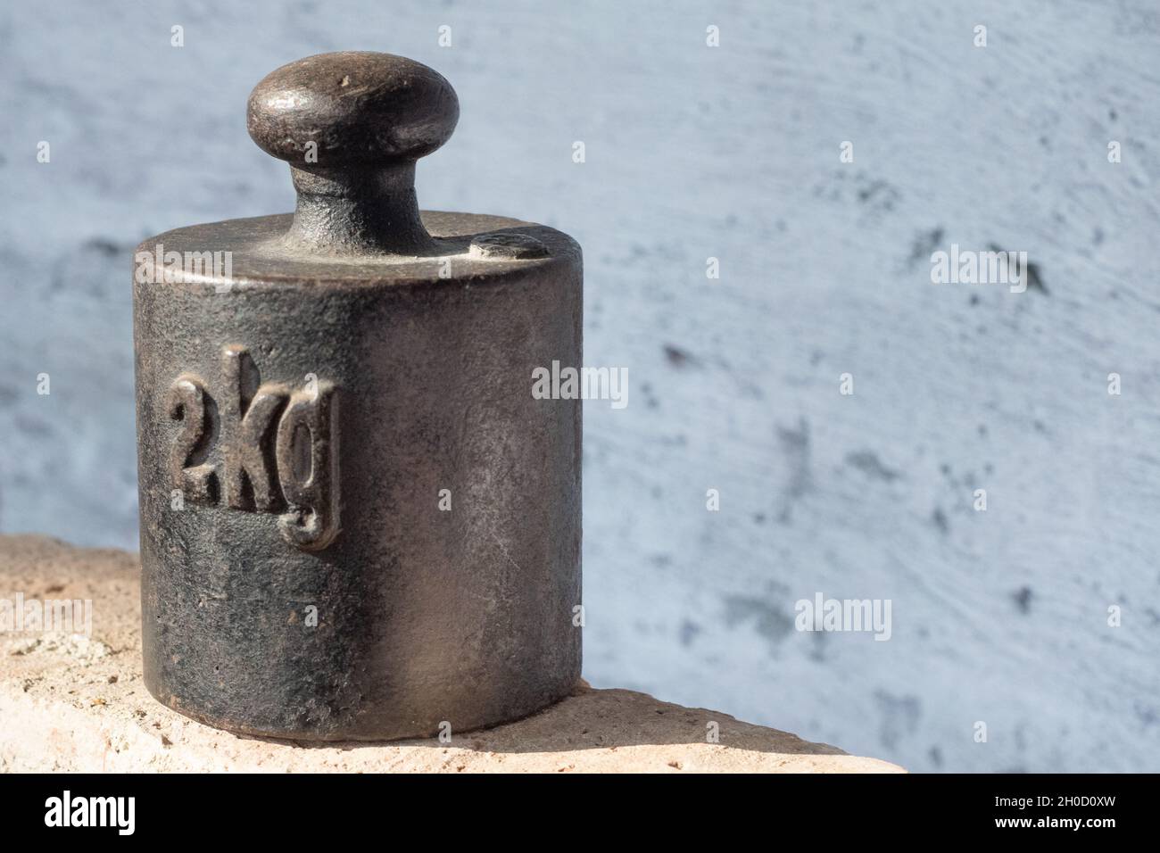 counterbalance 2 kg Stock Photo - Alamy
