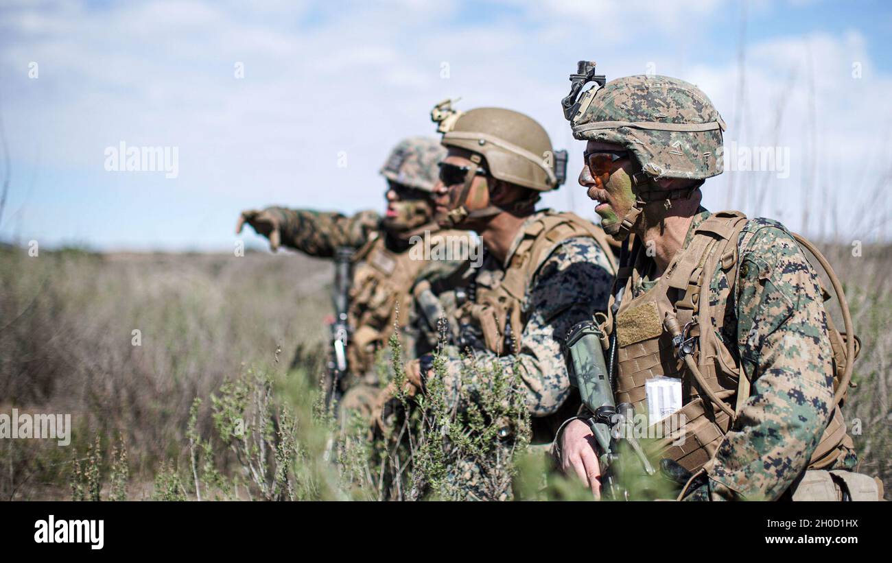 U.S. Marines with Charlie Company, Battalion Landing Team (BLT) 1/1 ...