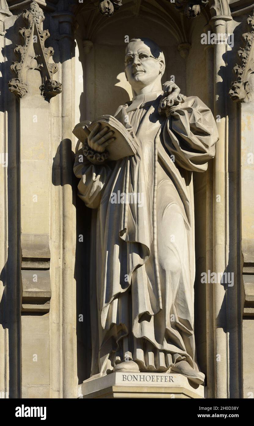 London, England, UK. Westminster Abbey - the Modern Martyrs (Tim ...
