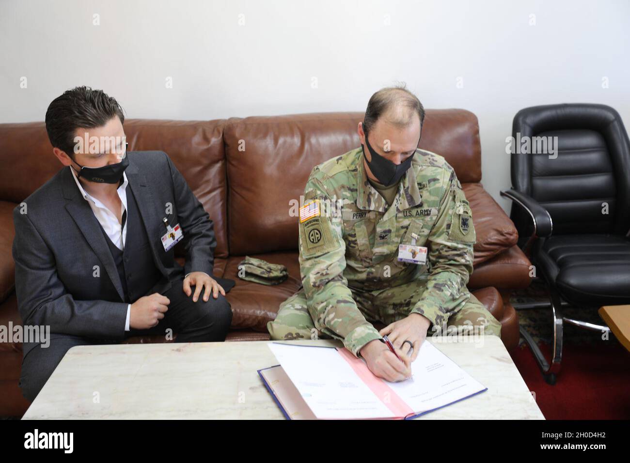 Col. Robert Perry, U.S. Army Southern European Task Force, Africa, G7 ...