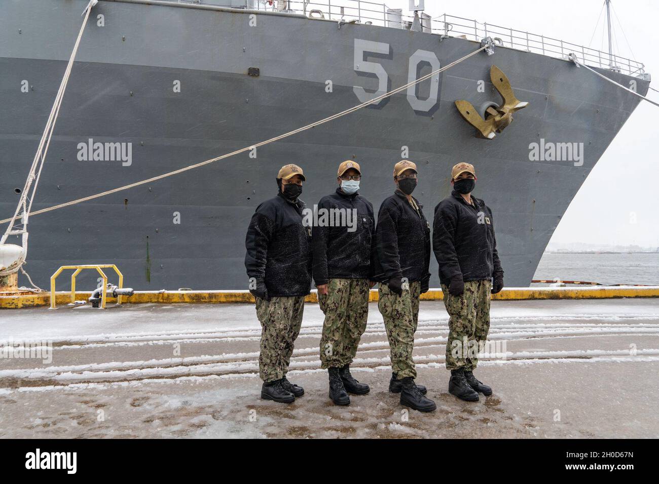 Uss whidbey island lsd 41 hi-res stock photography and images - Alamy