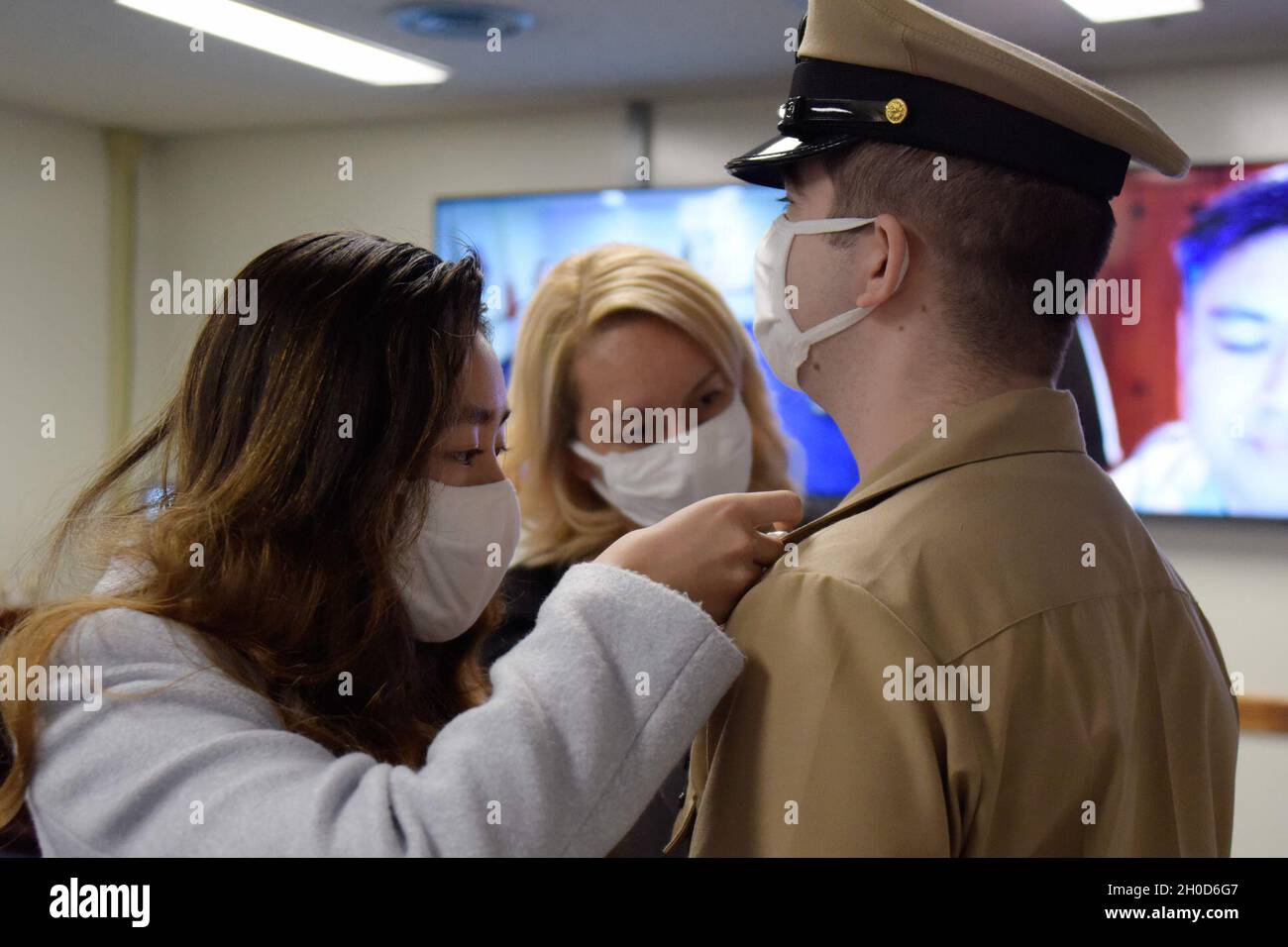 YOKOSUKA, Japan (Jan. 29, 2021) Chief Intelligence Specialist Michael ...