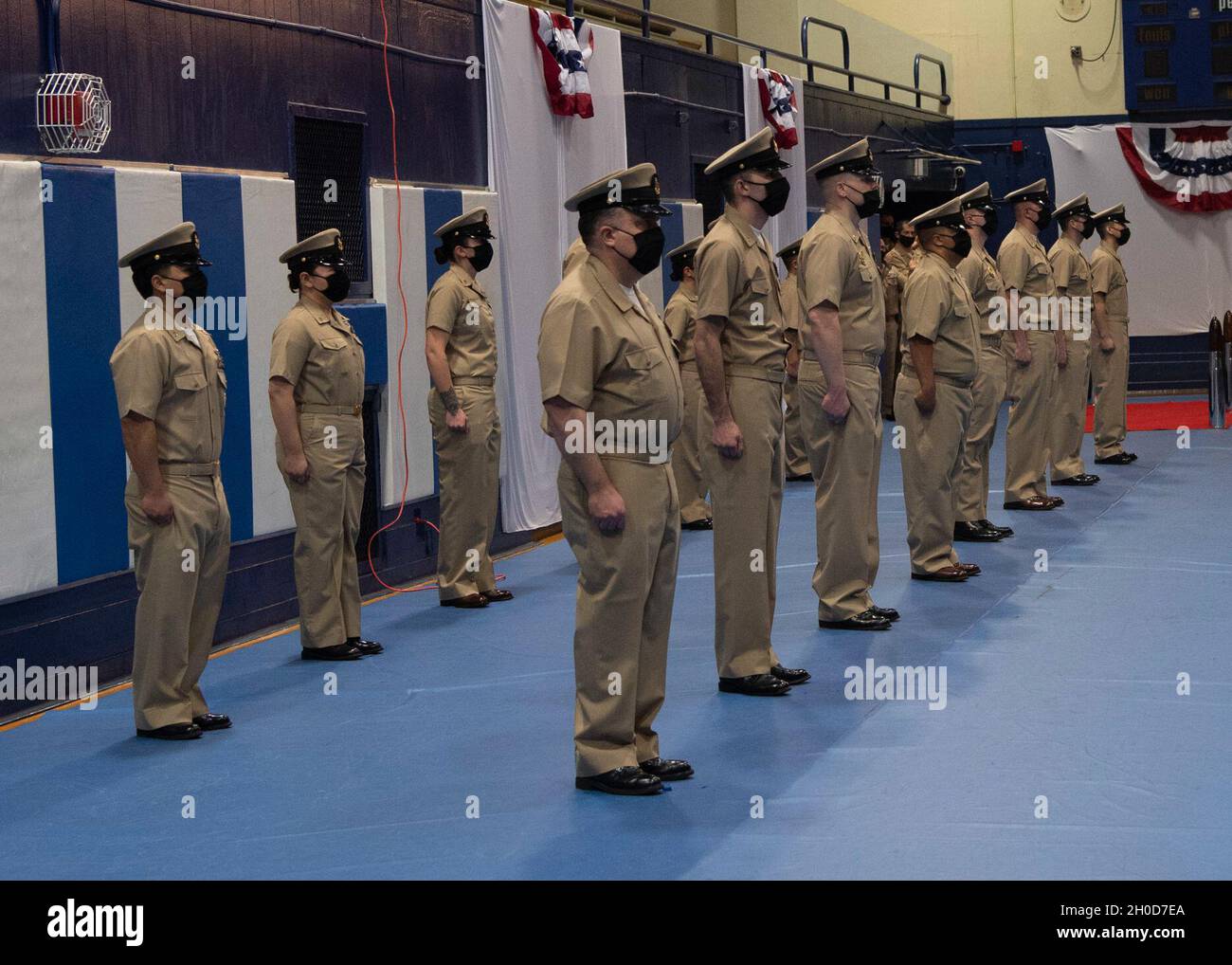 BREMERTON, Wash. (Jan. 29, 2021) Newly pinned chief petty officers ...