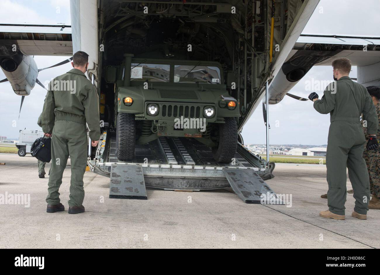 U.S. Marines with Marine Aerial Refueler Transport Squadron 152, 1st ...