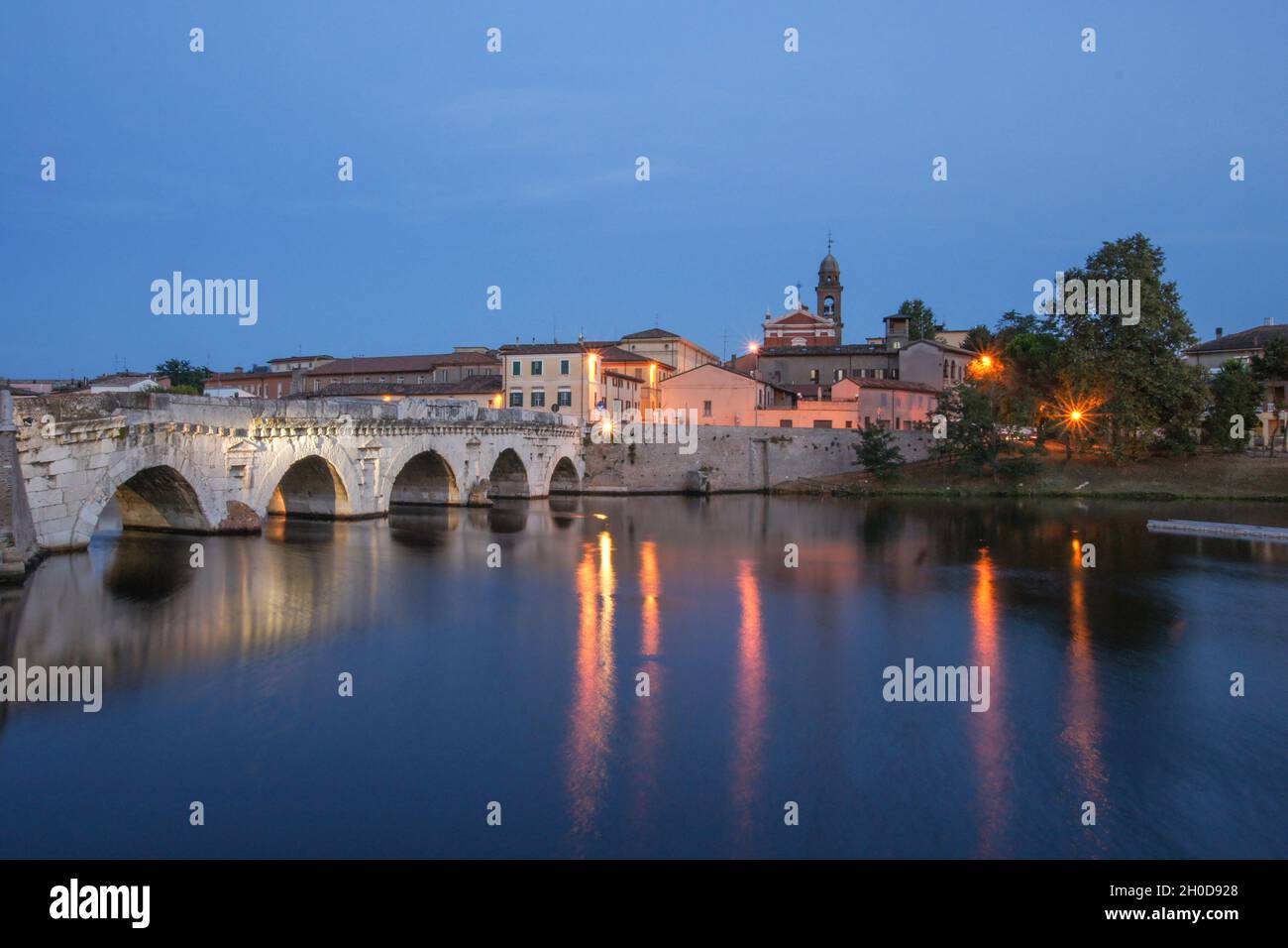 Tiberius Bridge at dusk, Marecchia river, Rimini, Emilia Romagna, Italy ...